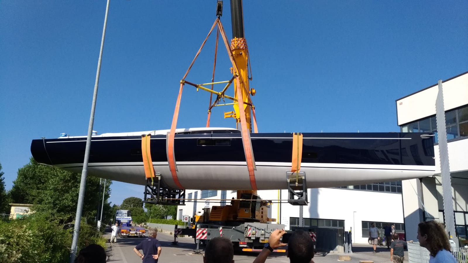 IN PICTURES: Advanced Yachts releases new photos of latest A80 launch