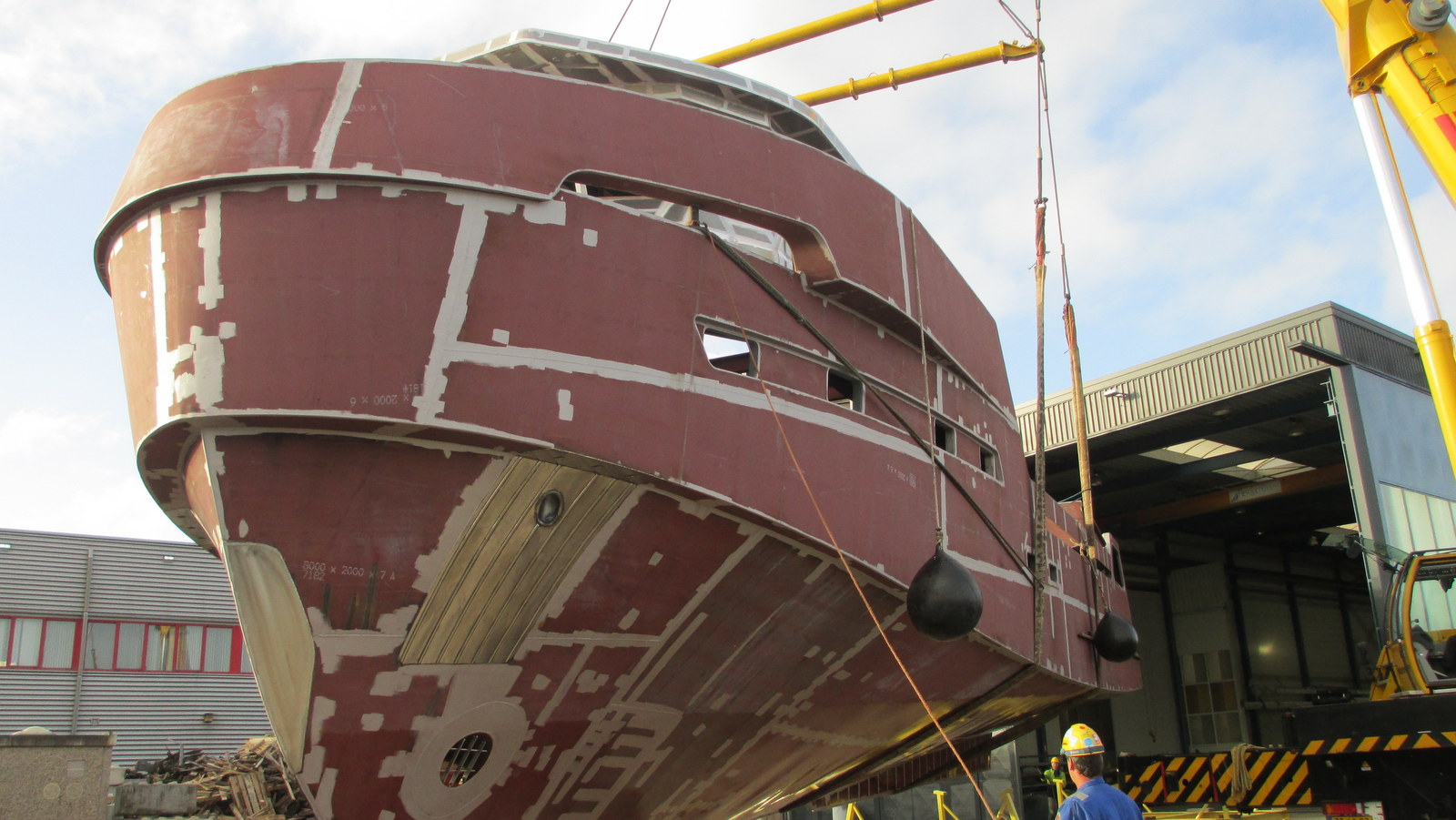 Second YXT 24 support vessel takes shape at Lynx Yachts | Boat ...