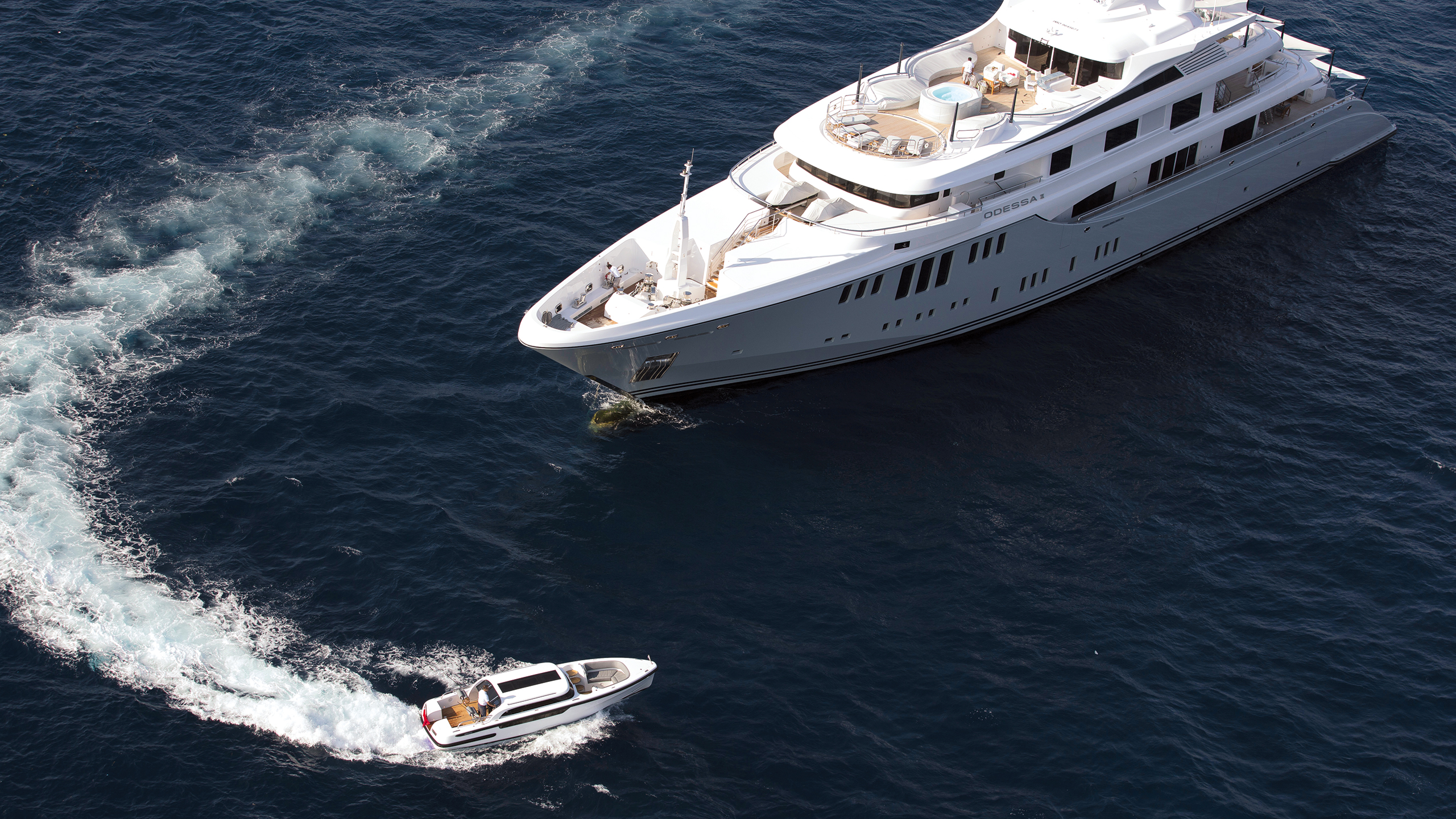 Pascoe’s 9.6 metre SL Limousine is a yacht tender with a licence to ...