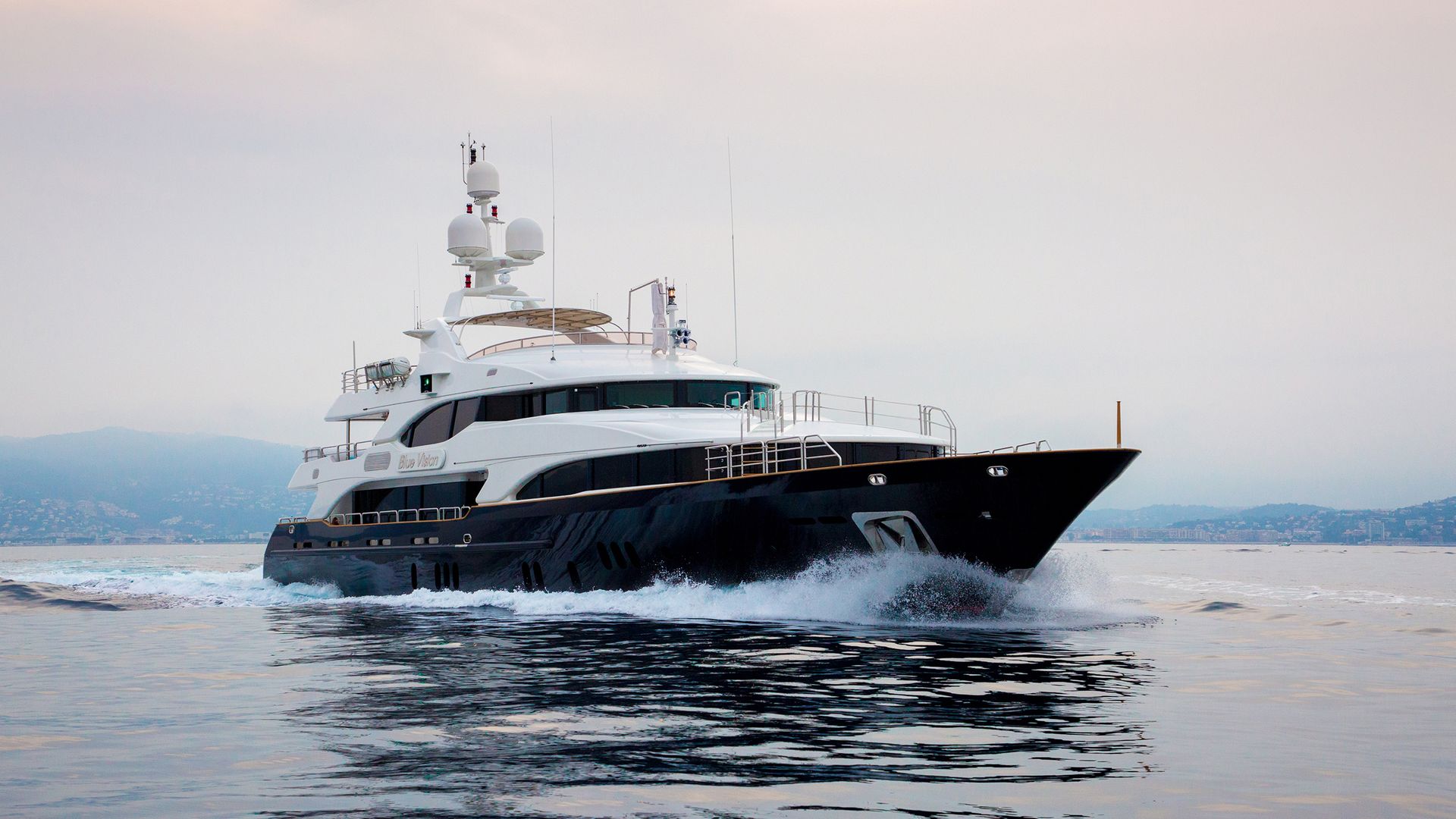 Blue Vision: Inside the Benetti's Crew-Led Refit