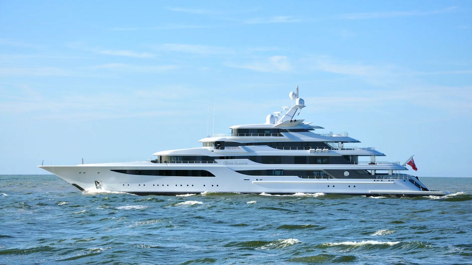 Royal Romance yacht (Feadship, 92.5m, 2015)