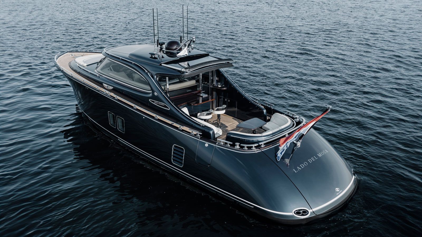 On board the mini 15m superyacht Zeelander 5 | A boat review