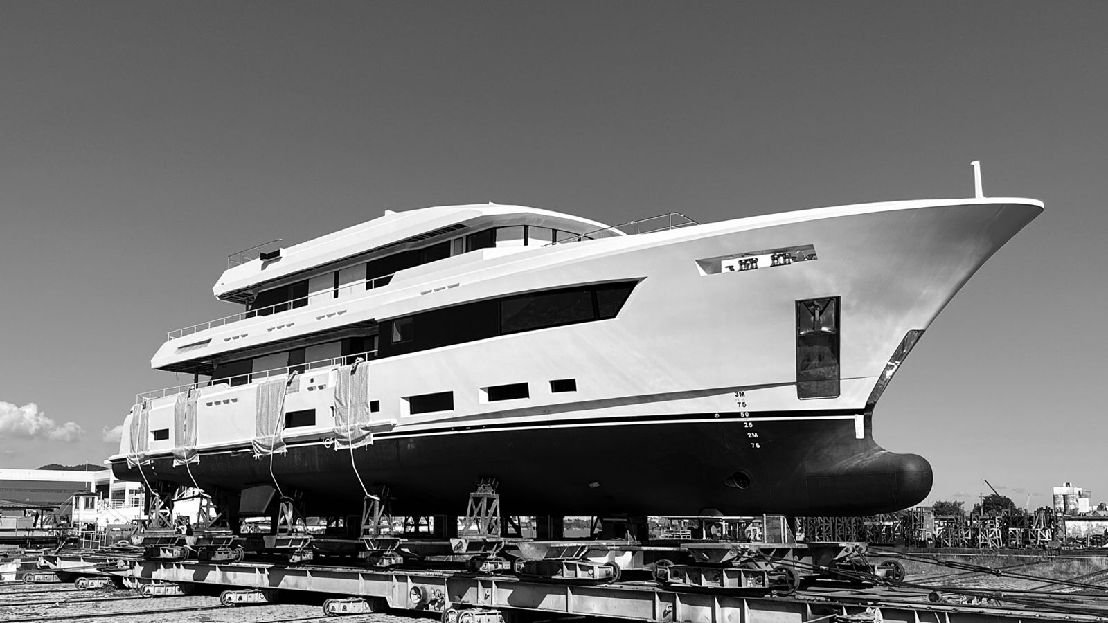 Cheoy Lee launches 40m explorer yacht in China