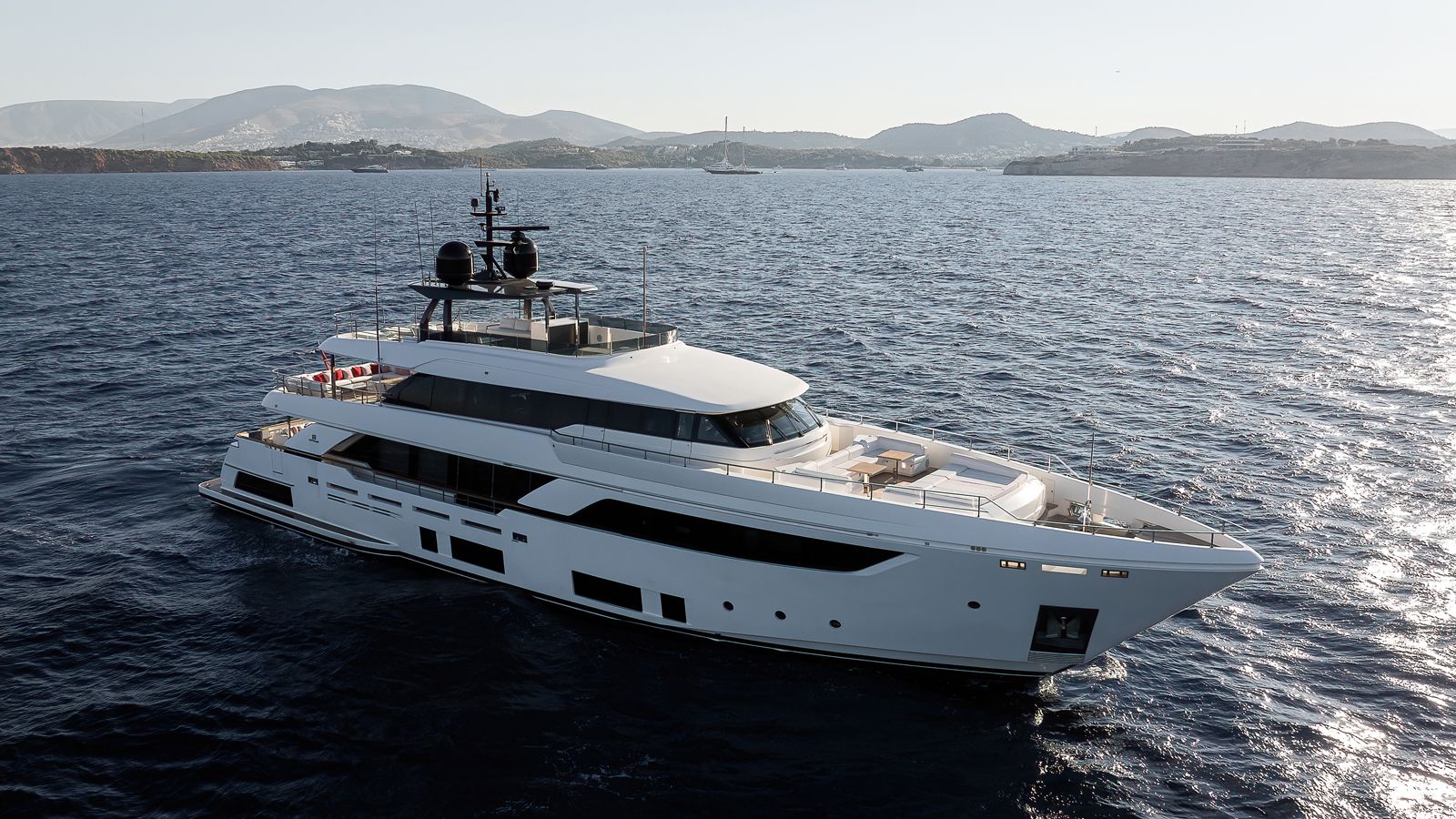 37m Custom Line motor yacht Sweet Lane sold
