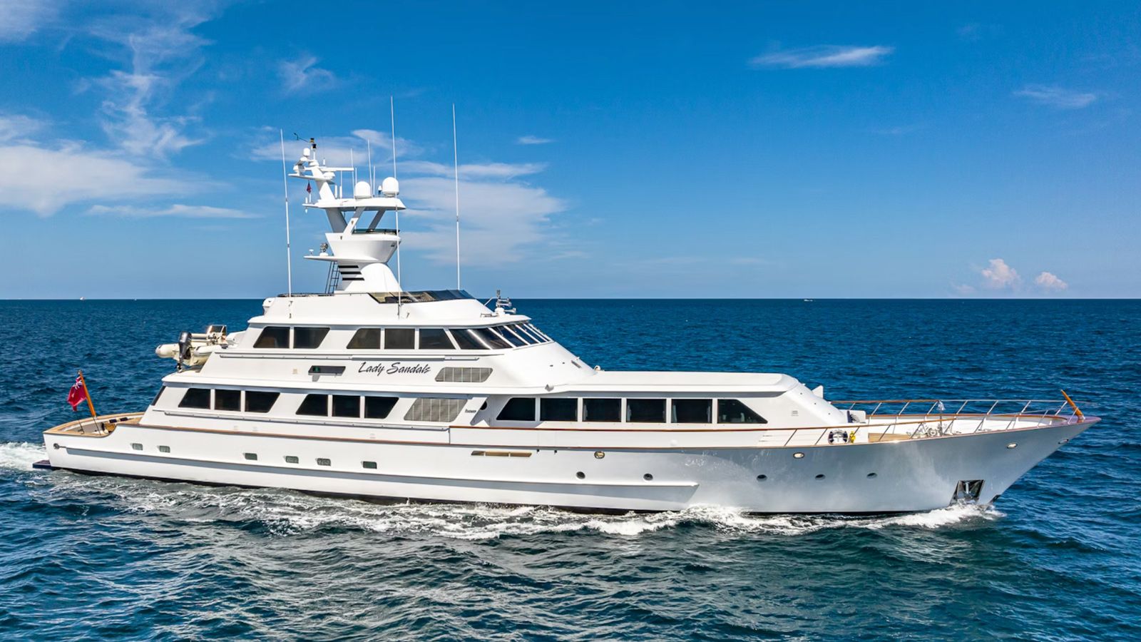 $525k price drop on 40m Feadship motor yacht Lady Sandals