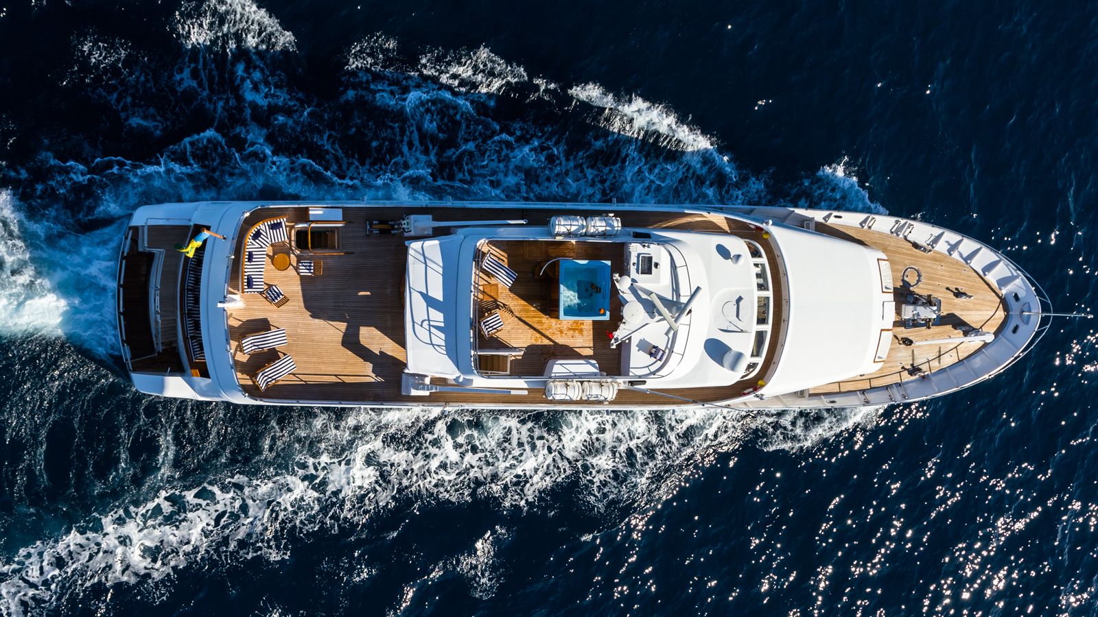 35m "vintage" Benetti motor yacht Star of the Sea receives $800k price drop