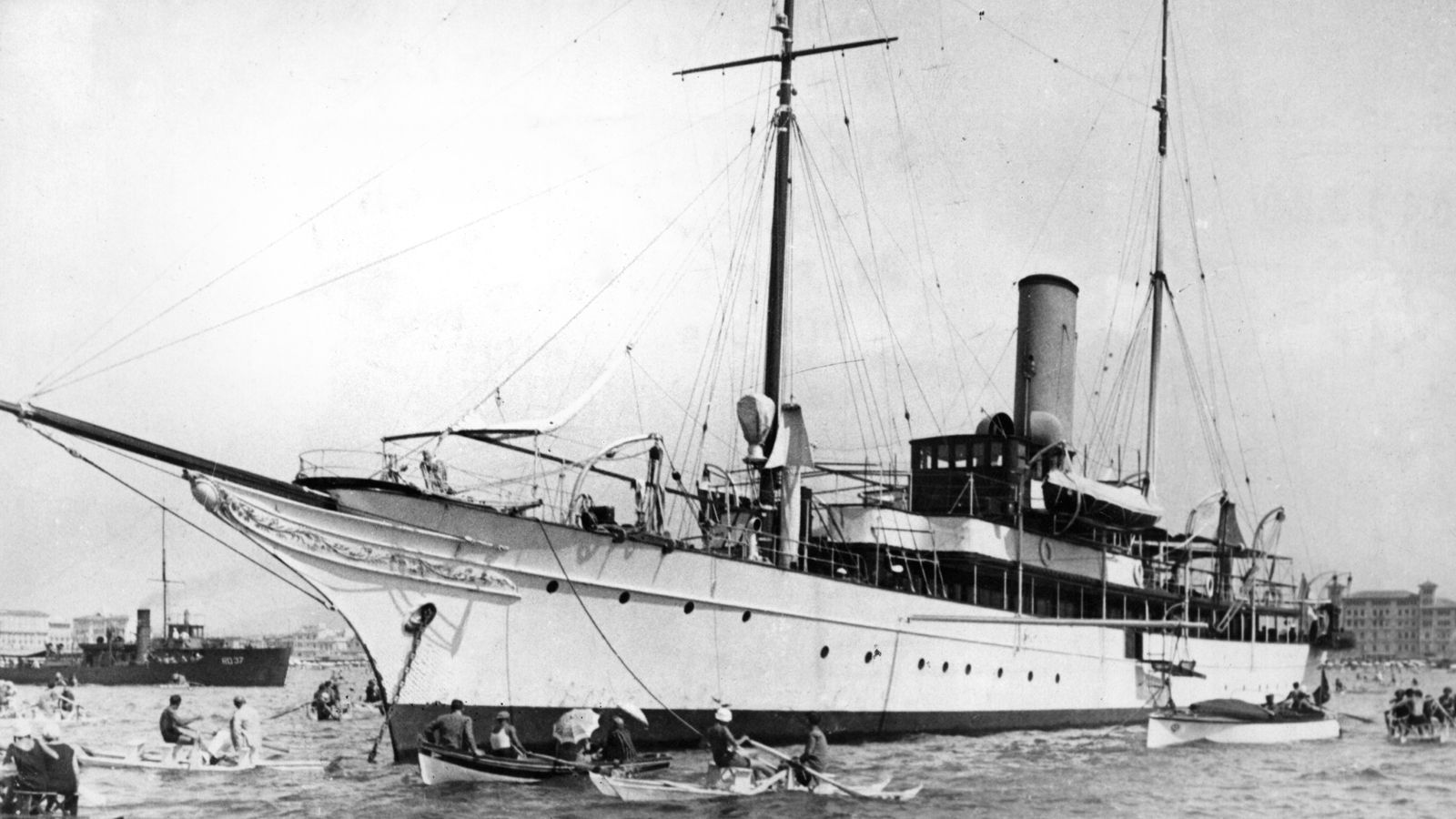 What ever happened to the yacht that was owned by the inventor of radio ...