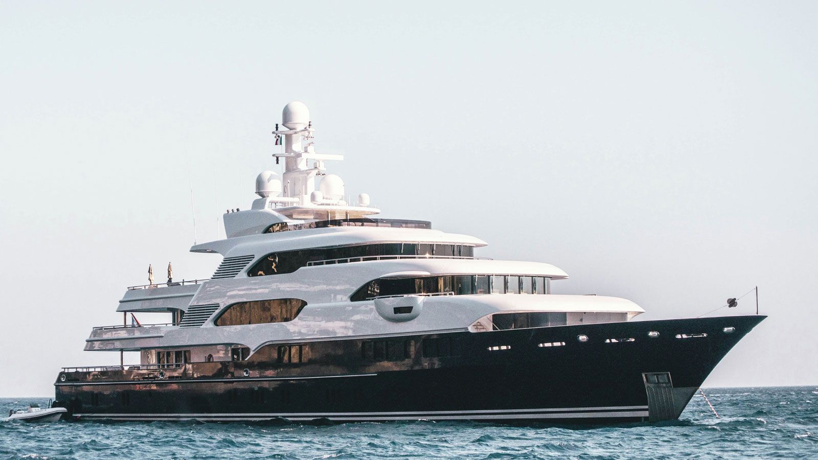 All the different types of motor yachts explained