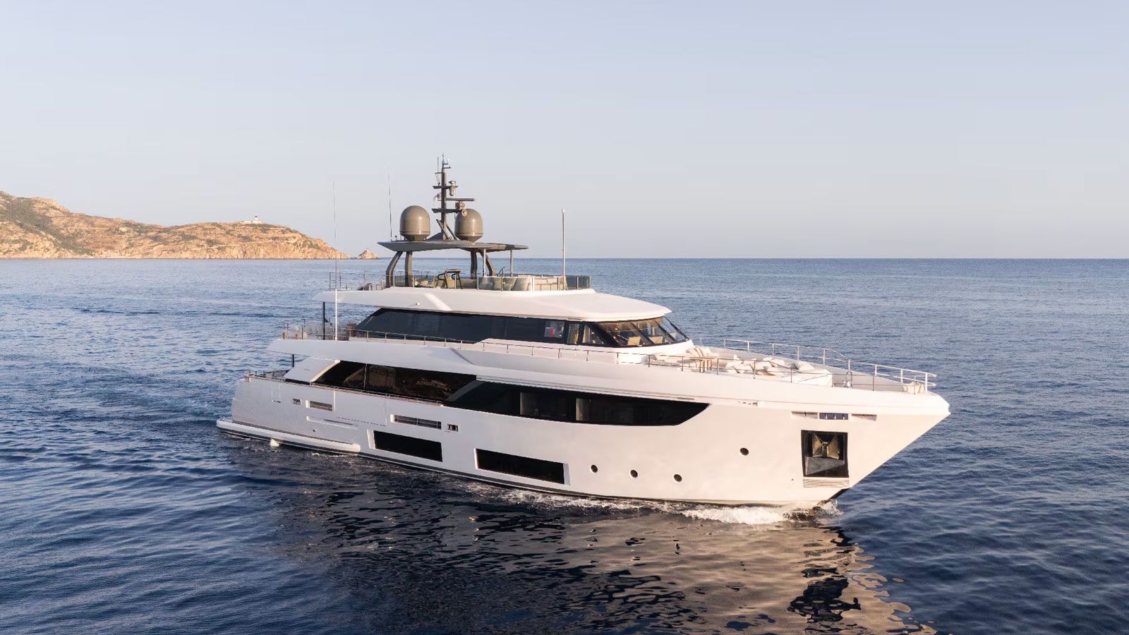33m Custom Line Navetta 33 motor yacht Buongiorno sold