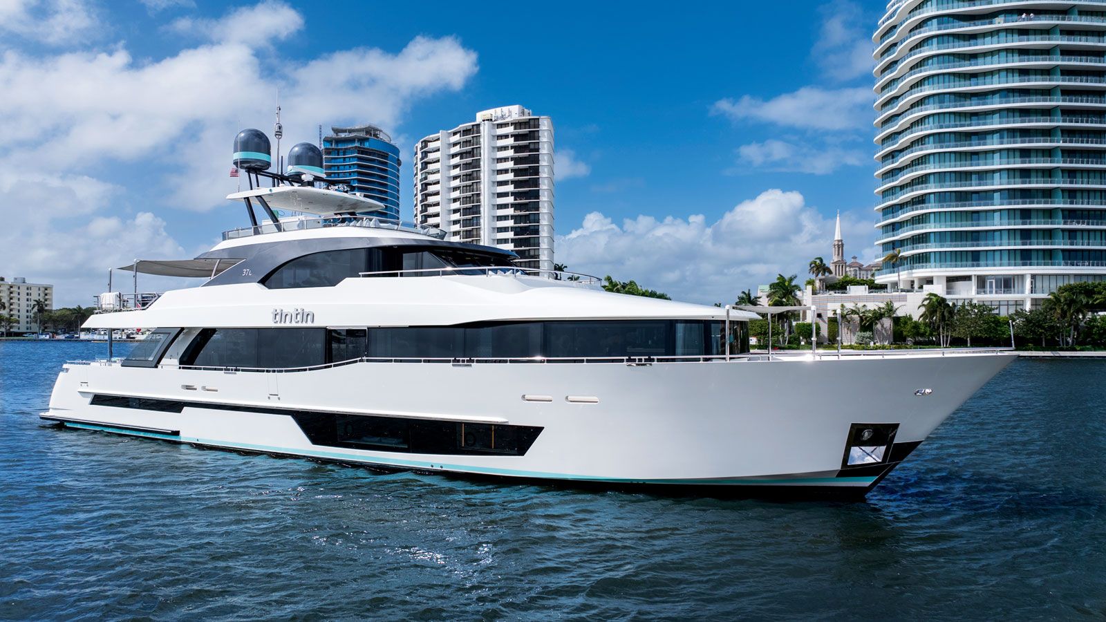 James Berwind’s Tintin: A colourful, dog-friendly Ocean Alexander 37L yacht