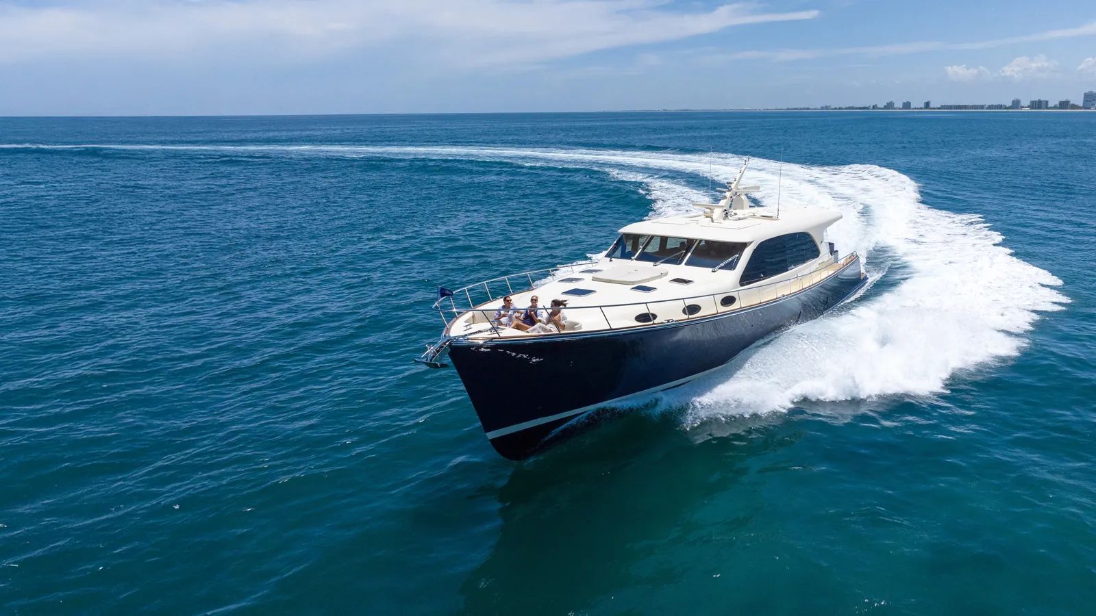 Falcon yacht (Palm Beach Motor Yachts, 27.55m, 2025)