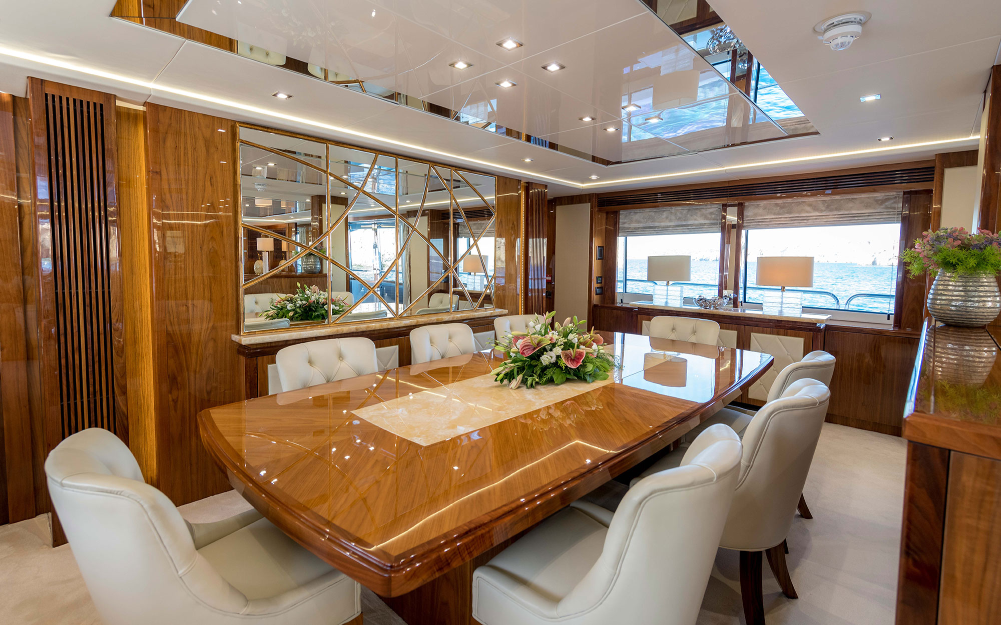 ANYA yacht for charter (Sunseeker, 40.05m, 2015)