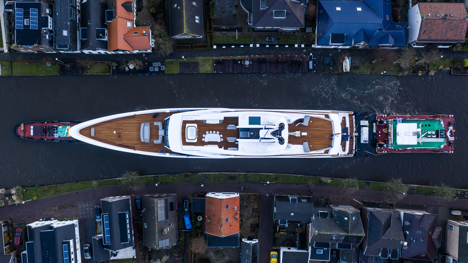 72m Feadship superyacht Vanish on maiden voyage