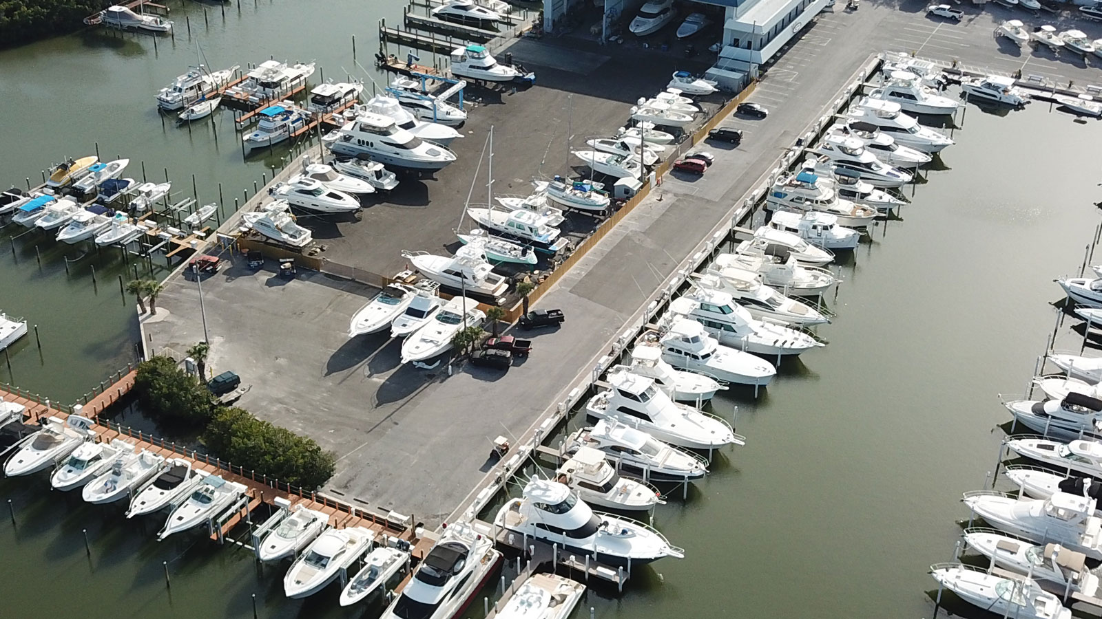 Marine Max Logo Marinemaxonline Publisher Publications Issuu