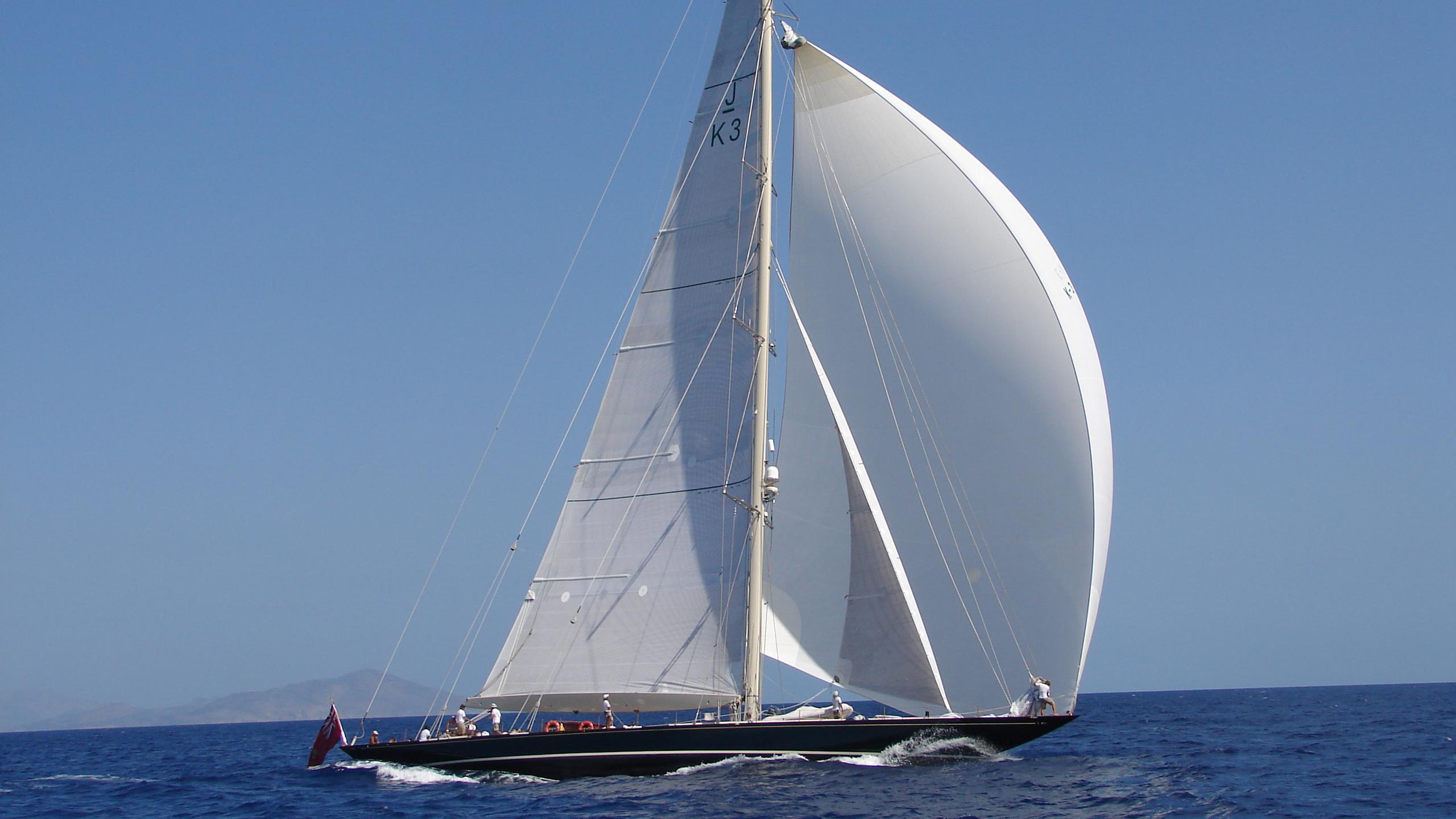 SHAMROCK V yacht (Camper & Nicholsons, 36.42m, 1930)