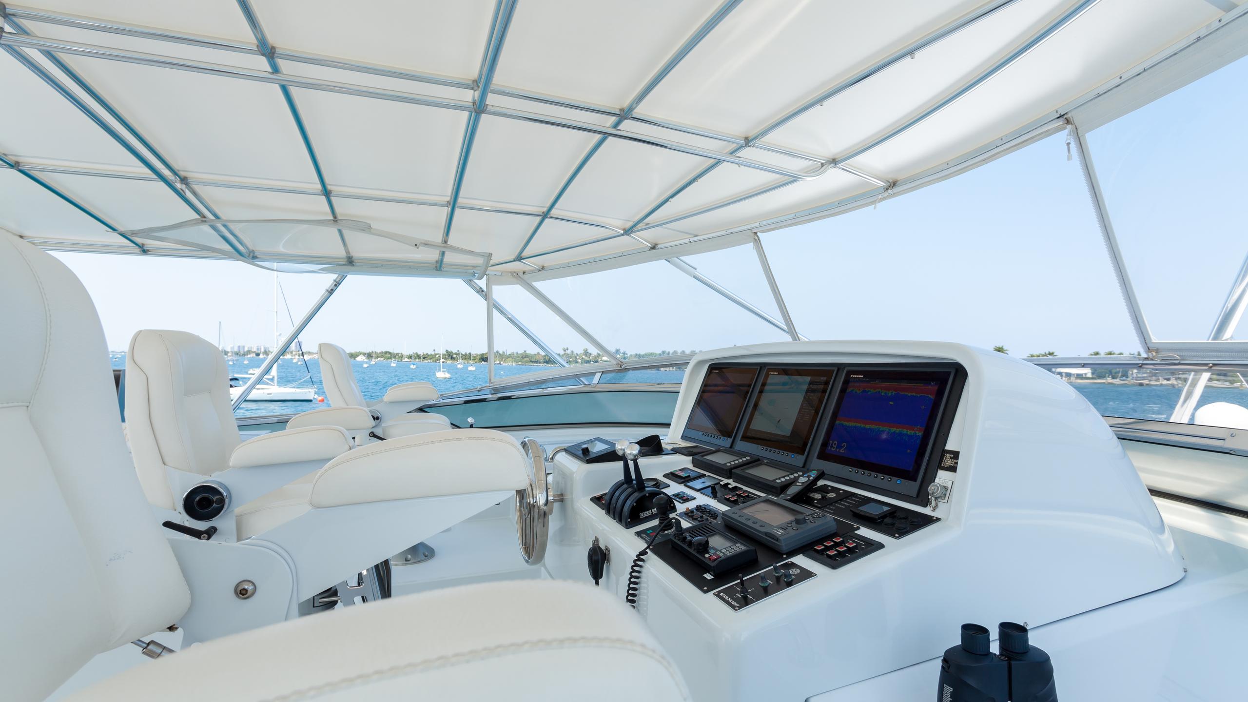 VALKYRIE yacht (Crescent Custom Yachts, 36.58m, 2001) | Boat International