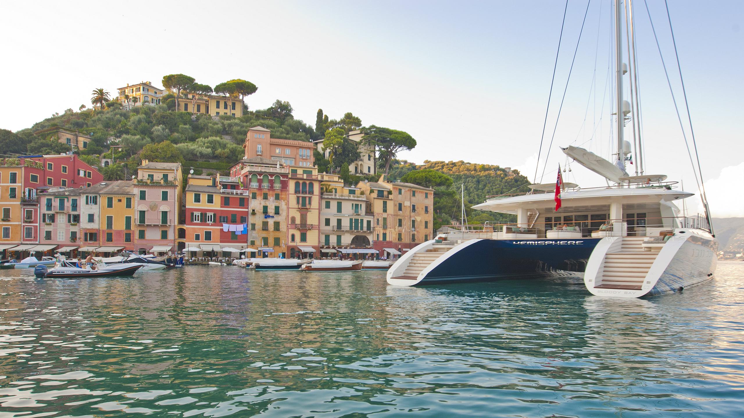 HEMISPHERE yacht (Pendennis, 44.2m, 2011)