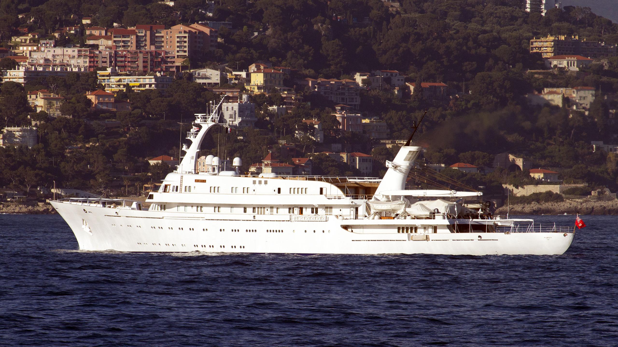 ATLANTIS II yacht (Hellenic, 115.76m, 1981) | Boat International
