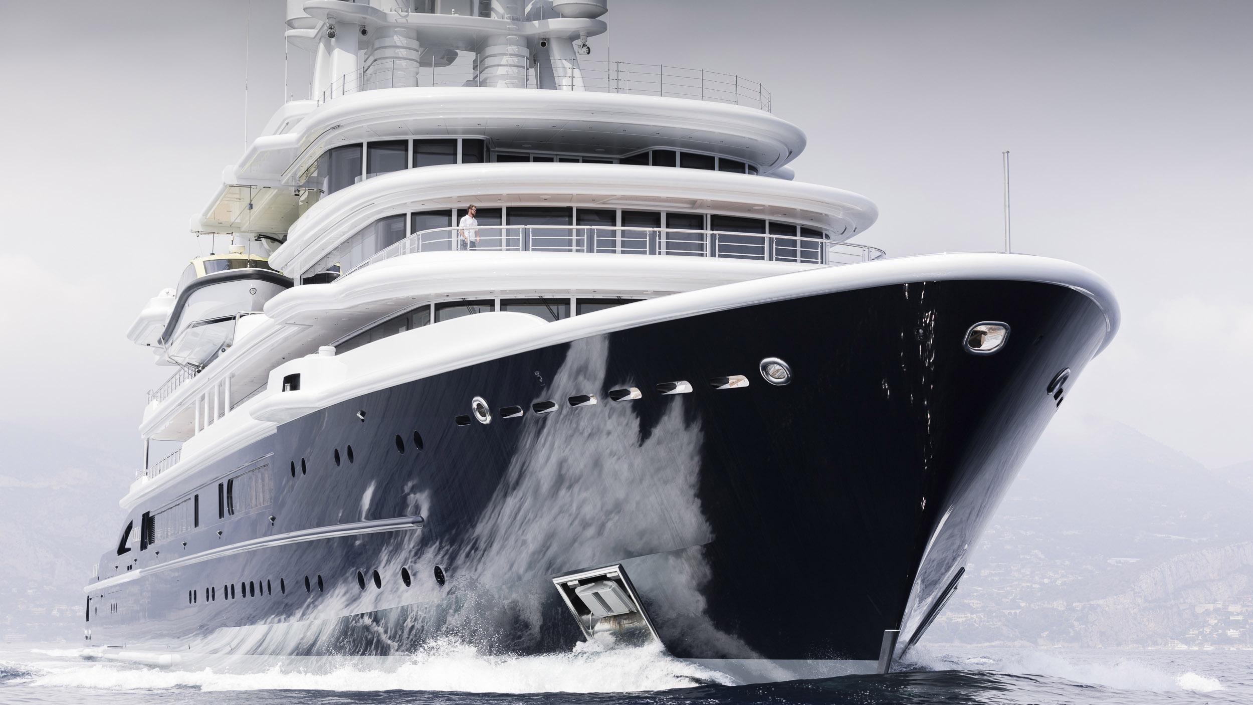 LUNA yacht (Lloyd Werft, 115m, 2010)